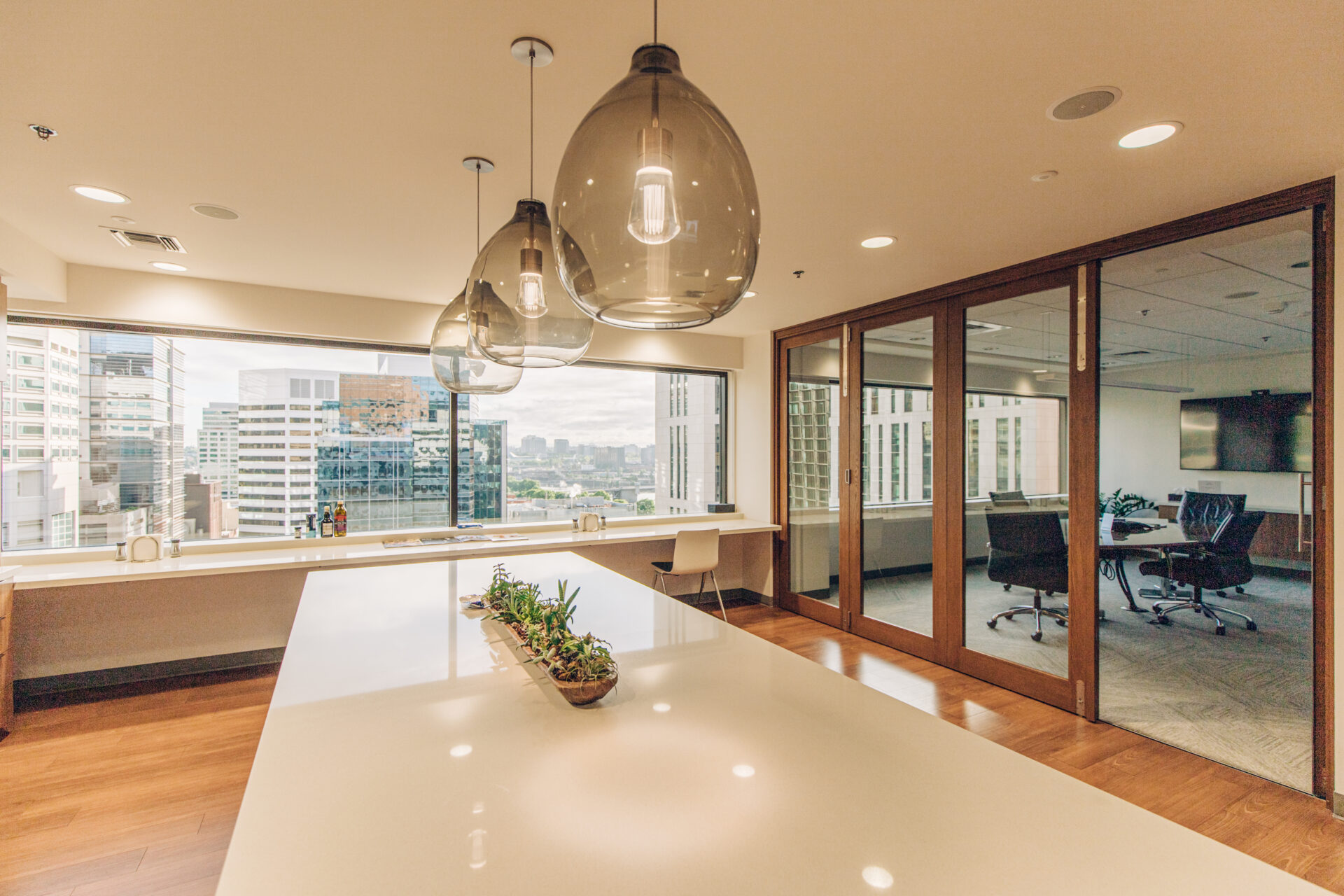 Columbia Square - Melvin Mark